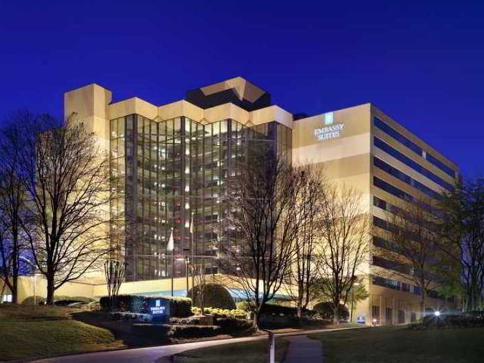 Hotel Embassy Suites by Hilton Atlanta Perimeter Center in Atlanta ...