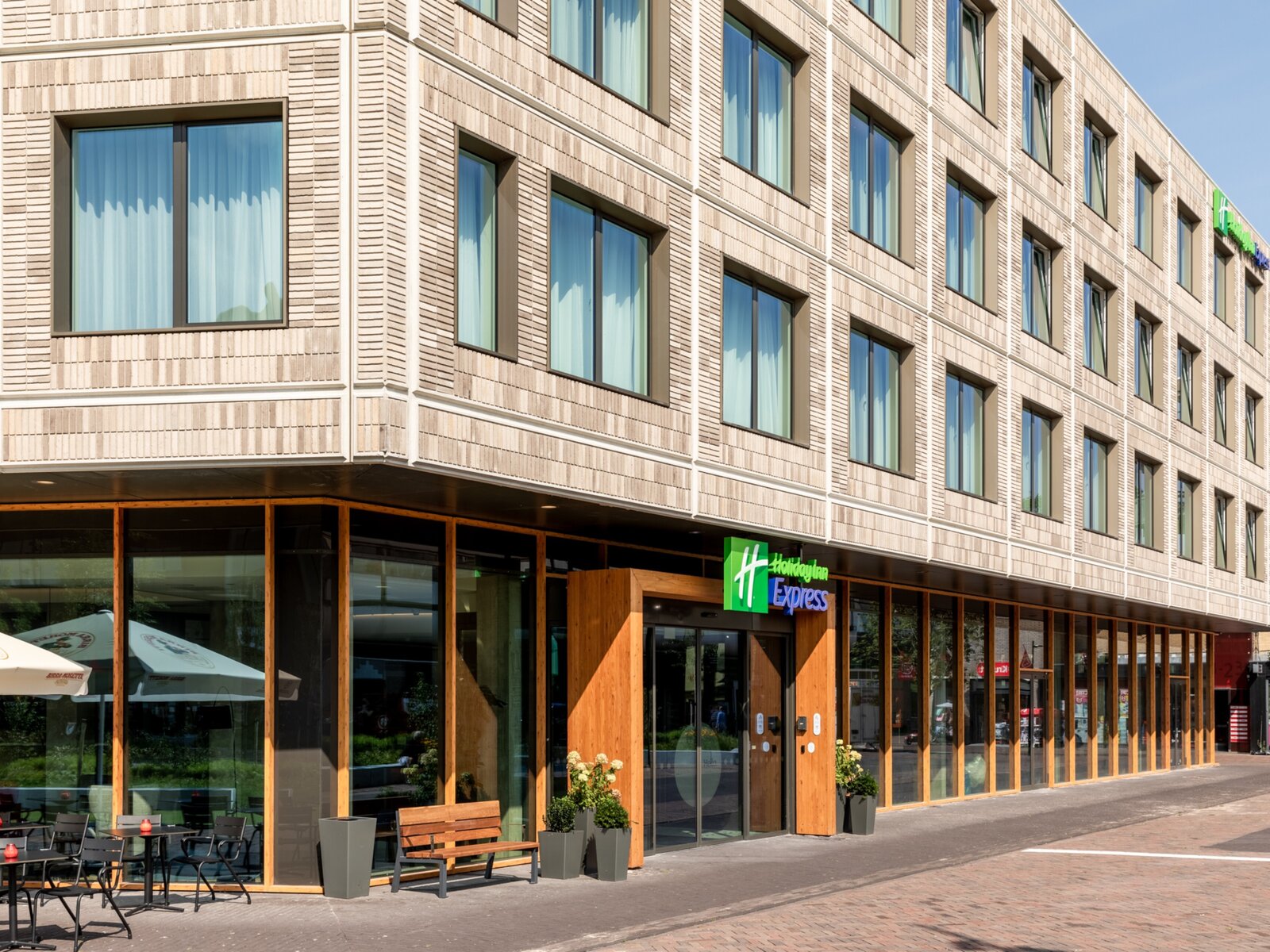 Hotel Holiday Inn Express Almere in Almere günstig buchen bei TUI.com