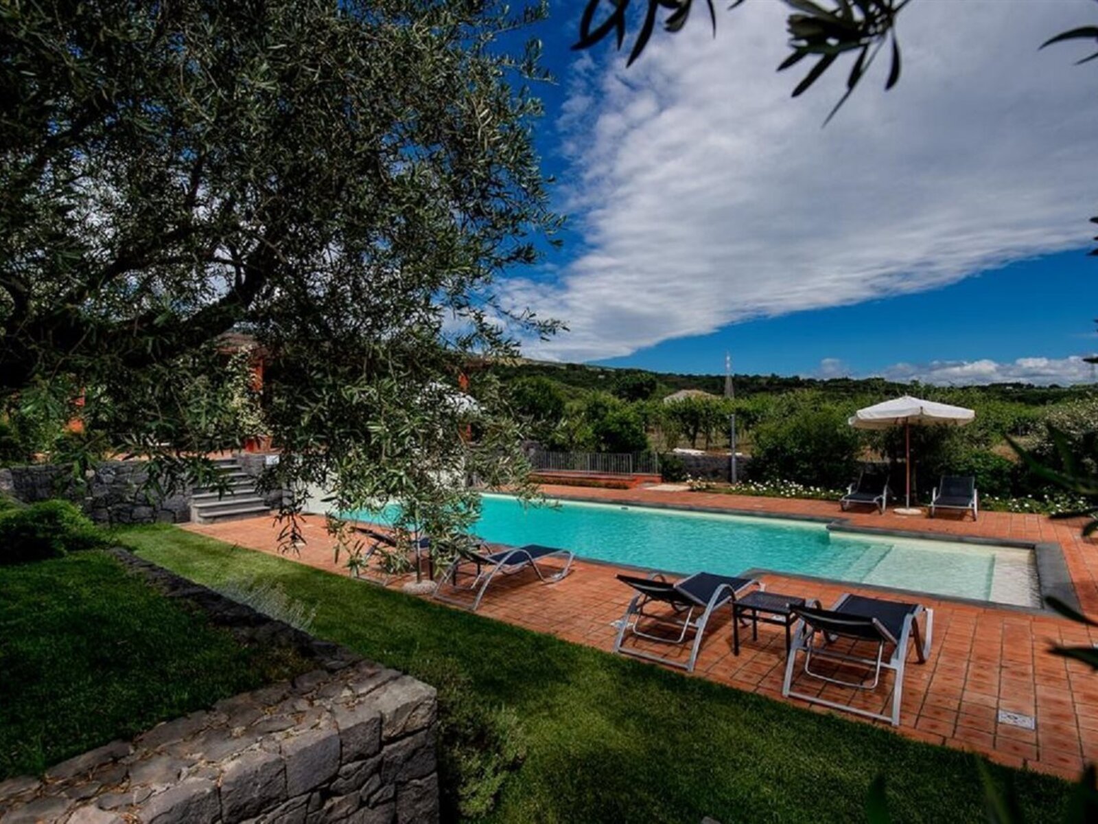 Hotel Casa Arrigo Etna Farm House in Linguaglossa günstig buchen bei ...