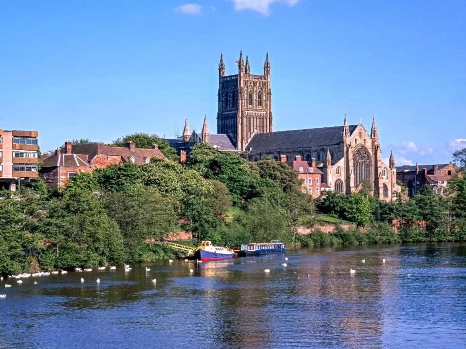 Hotel Riize Rooms - Self Check In Boutique Hotel in Worcester günstig ...