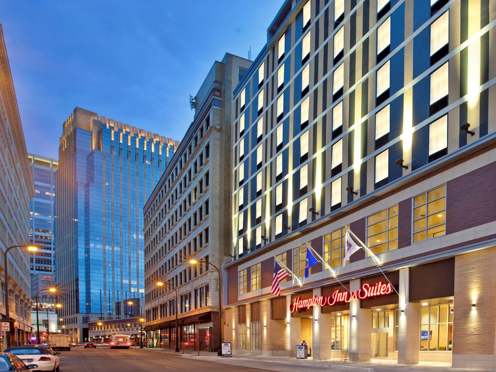 Hotel Hampton Inn & Suites Minneapolis/Downtown in Minneapolis günstig ...