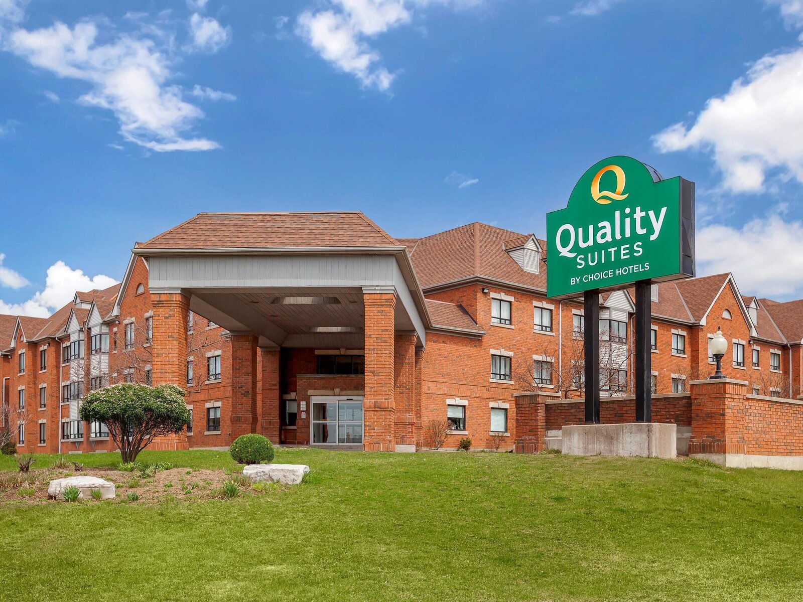 Hotel Quality Suites Whitby in Whitby günstig buchen bei TUI.com