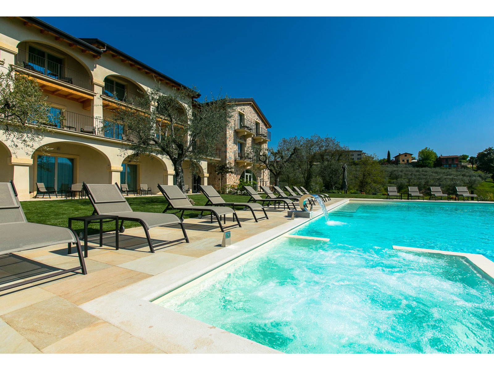 Ca' Barbini Resort ★★★★ - Garda Urlaub inkl. Flug » ltur