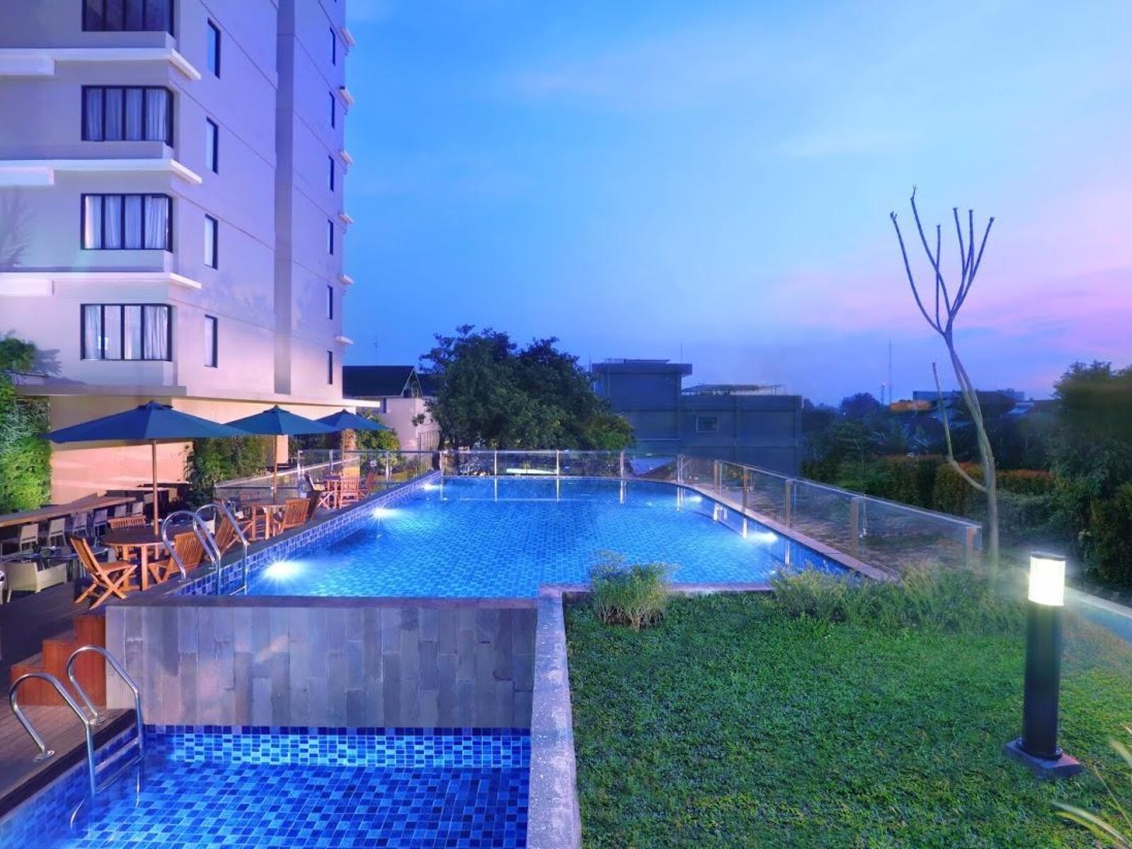 Hotel The Alana Malioboro Hotel & Conference Center in Yogyakarta ...