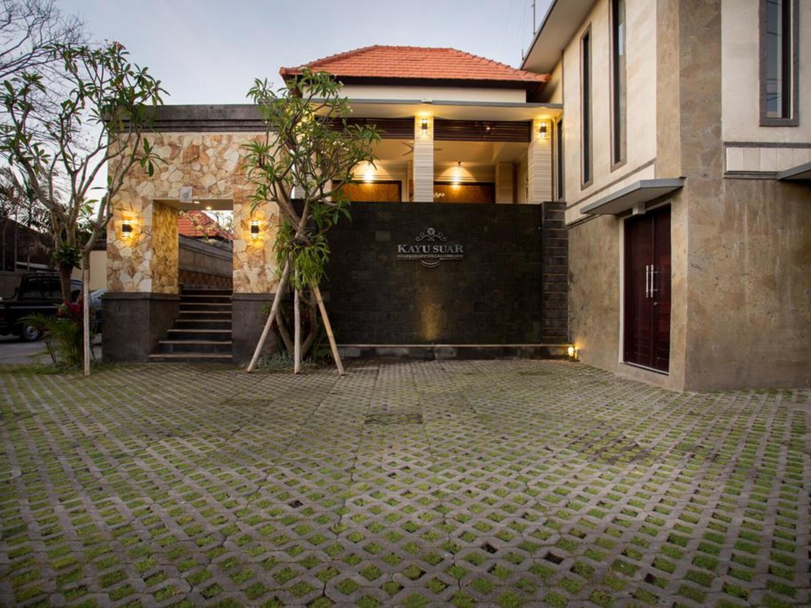 Hotel Kayu Suar Bali Luxury Villas And Spa In Sanur Günstig Buchen Bei