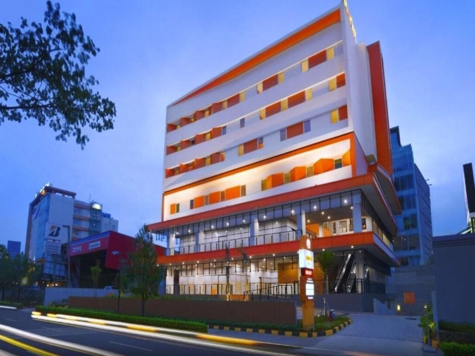 Hotel Starlet Hotel BSD City in Tangerang Selatan günstig buchen bei TUI.at