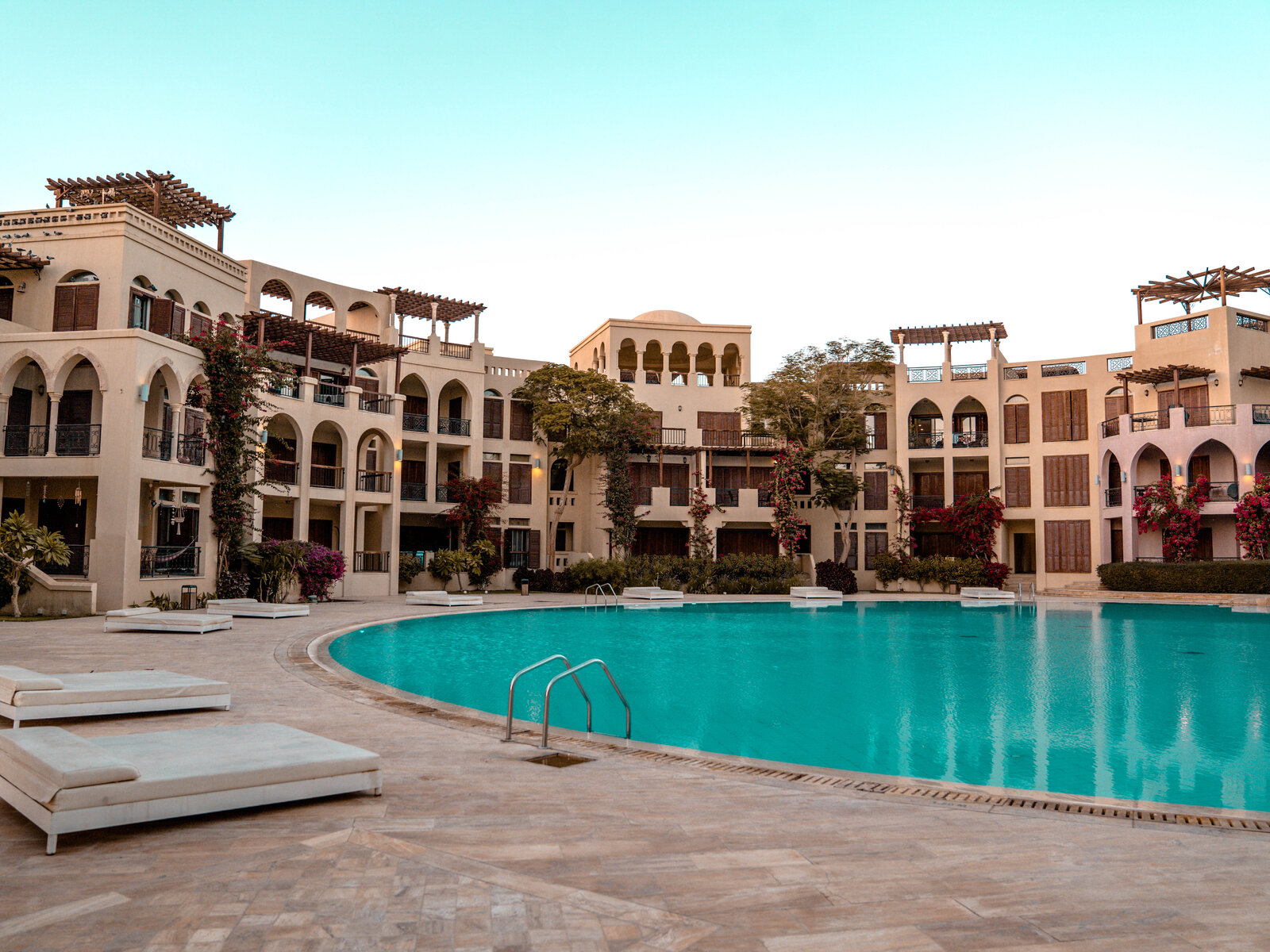 Hotel Tala Bay Residence in Tala Bay günstig buchen bei TUI.com