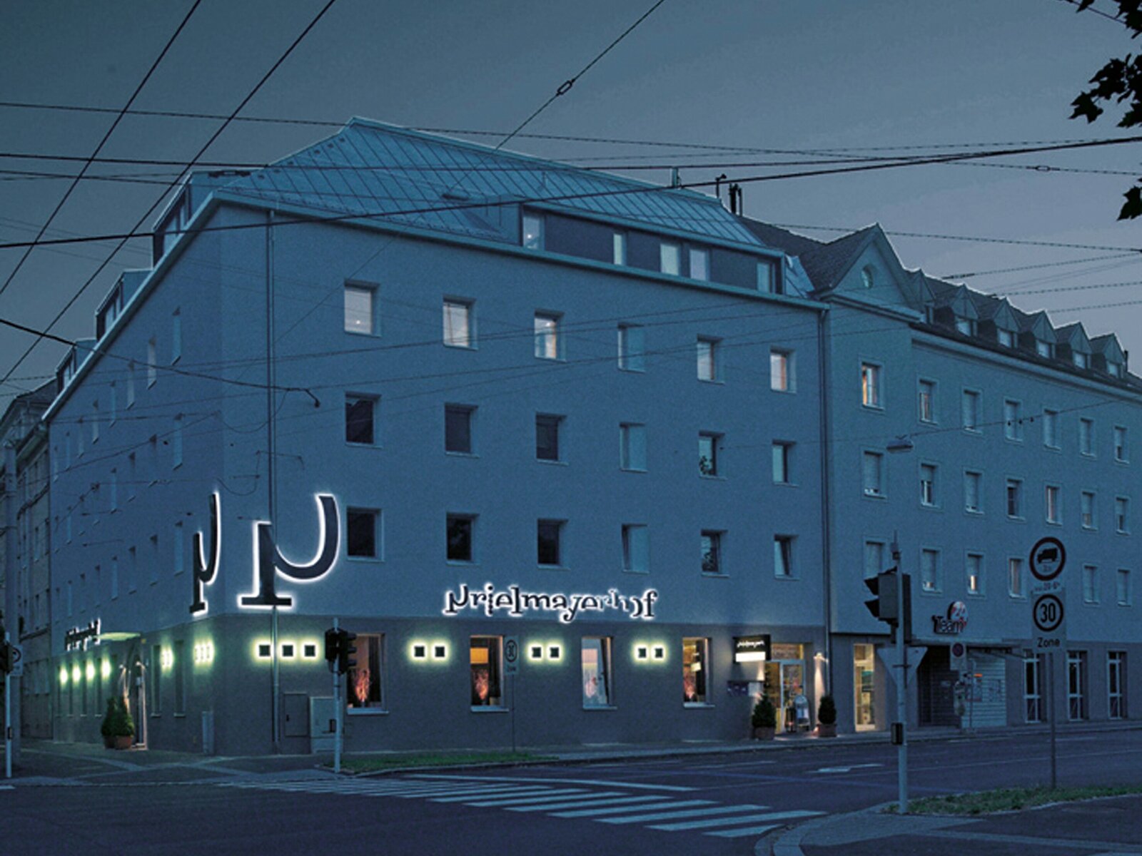 Hotel B&B HOTEL Linz City-Ost in Linz günstig buchen bei TUI.com