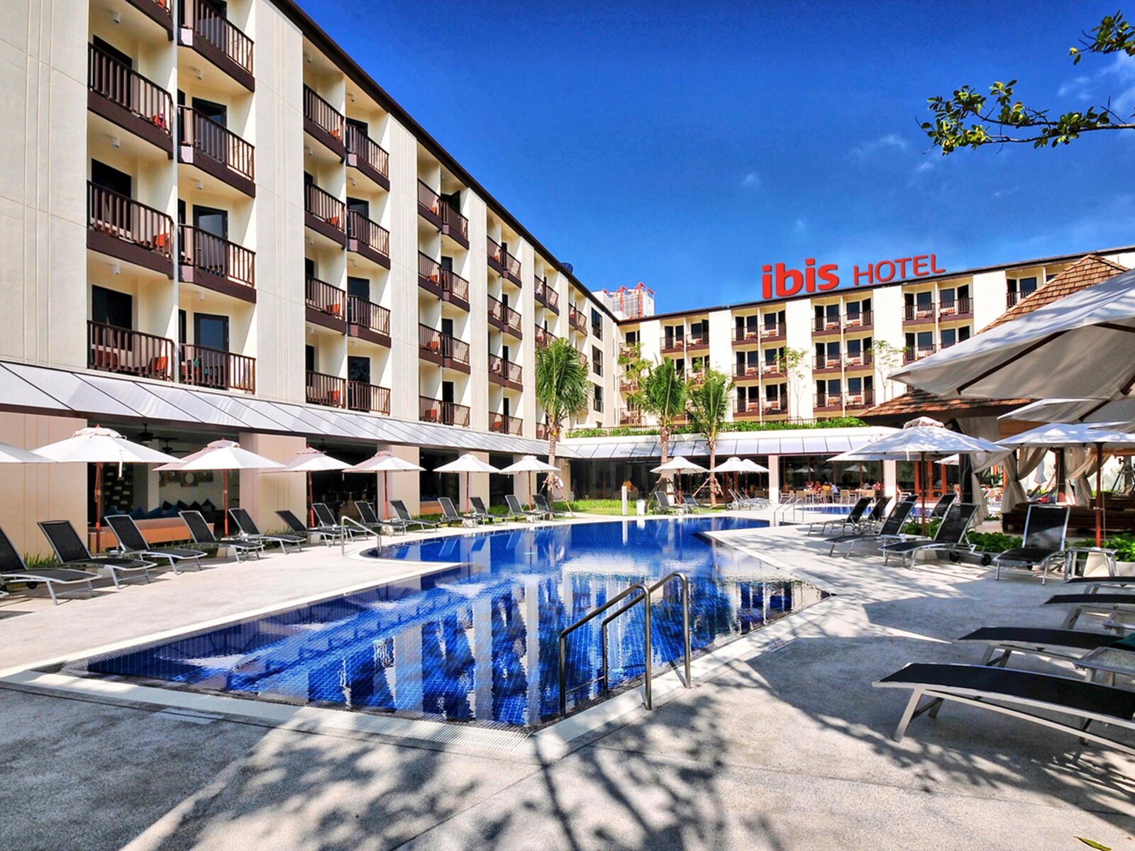 Hotel ibis Phuket Kata Hotel in Kata Beach günstig buchen bei TUI.com