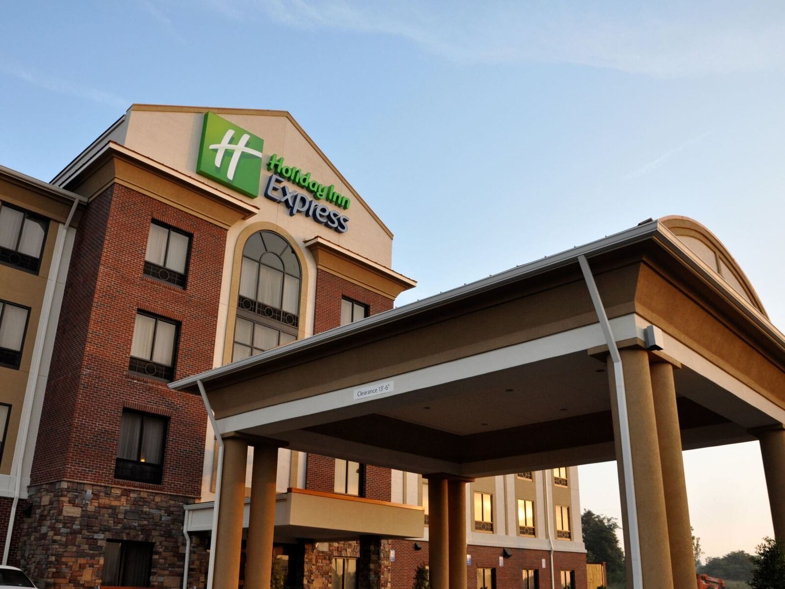 Hotel Holiday Inn Express Johnson City in Johnson City günstig buchen ...