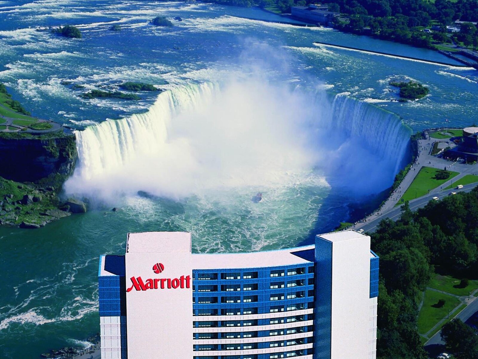 Hotel Niagara Falls Marriott Fallsview Hotel & Spa in Niagara Falls ...