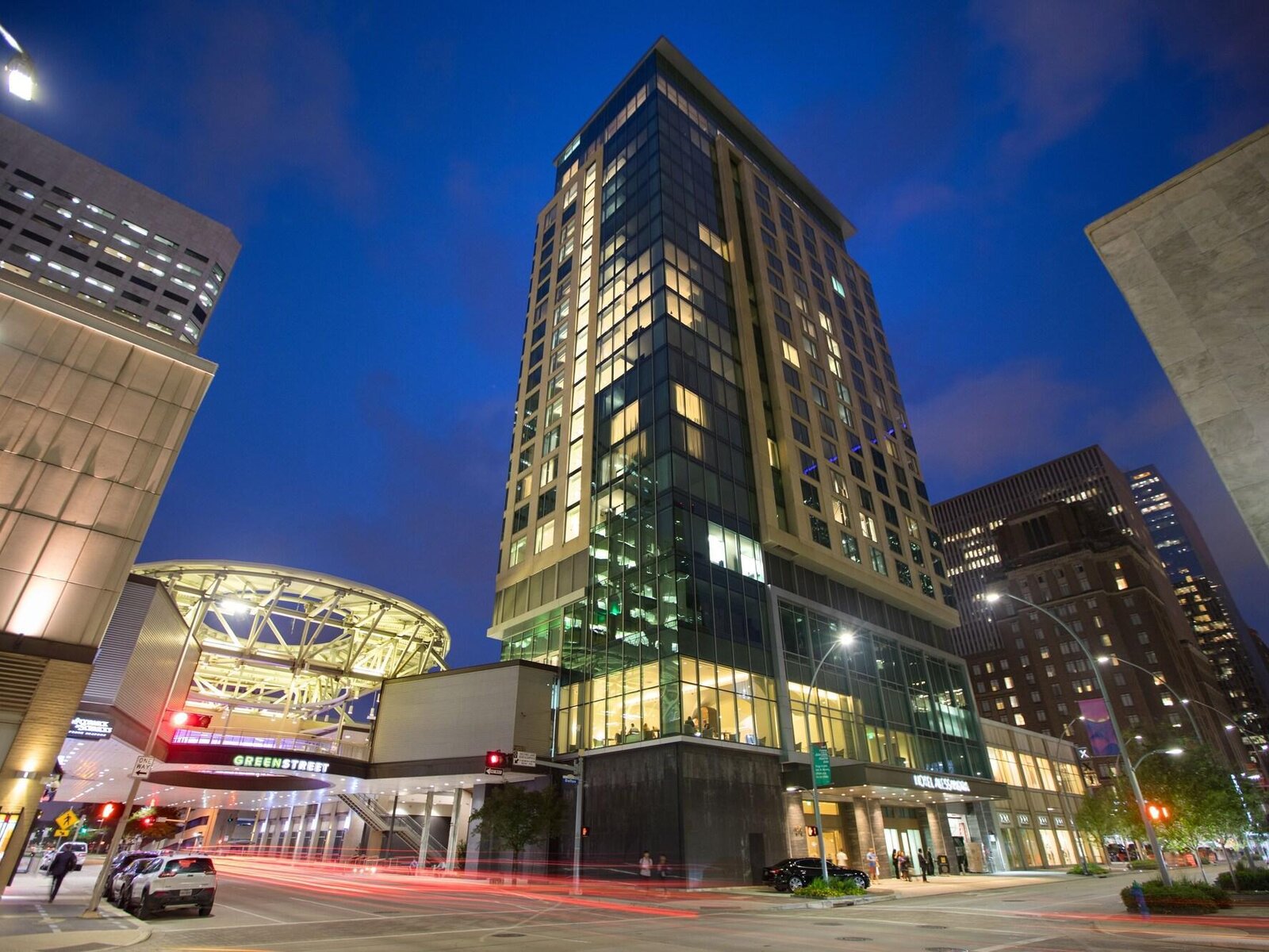 Hotel The Laura, Houston Downtown, Autograph Collection in Houston ...