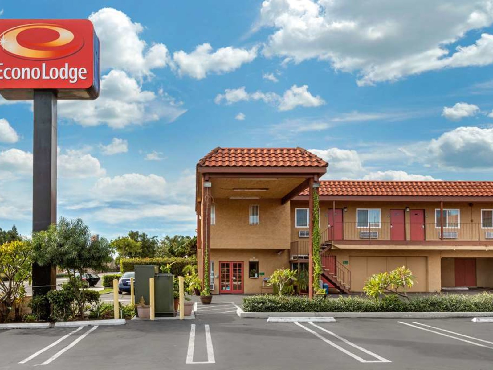 Hotel Rodeway Inn Carson - Los Angeles South in Long Beach günstig ...