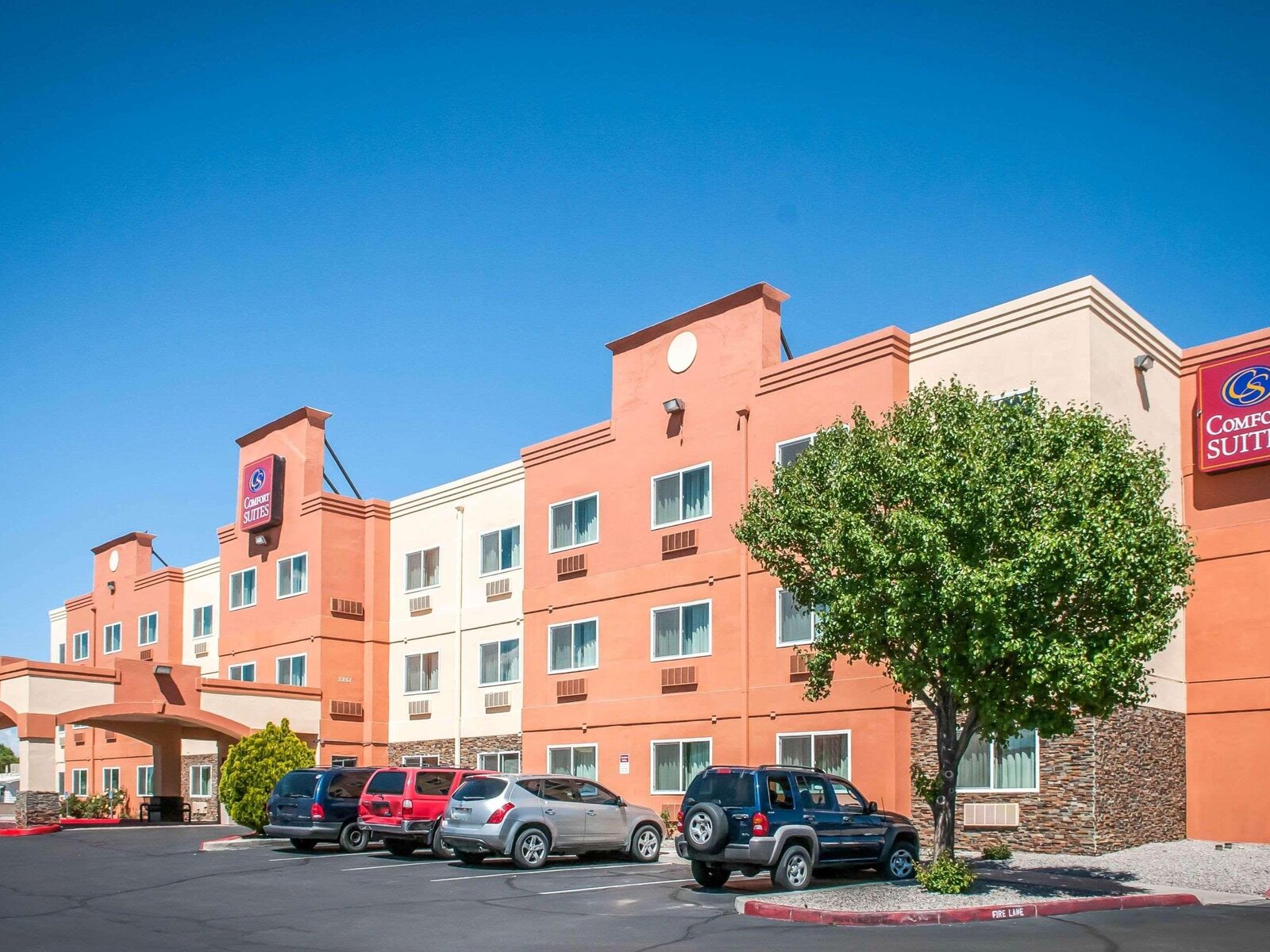 Hotel Comfort Suites North Albuquerque Balloon Fiesta Park in ...