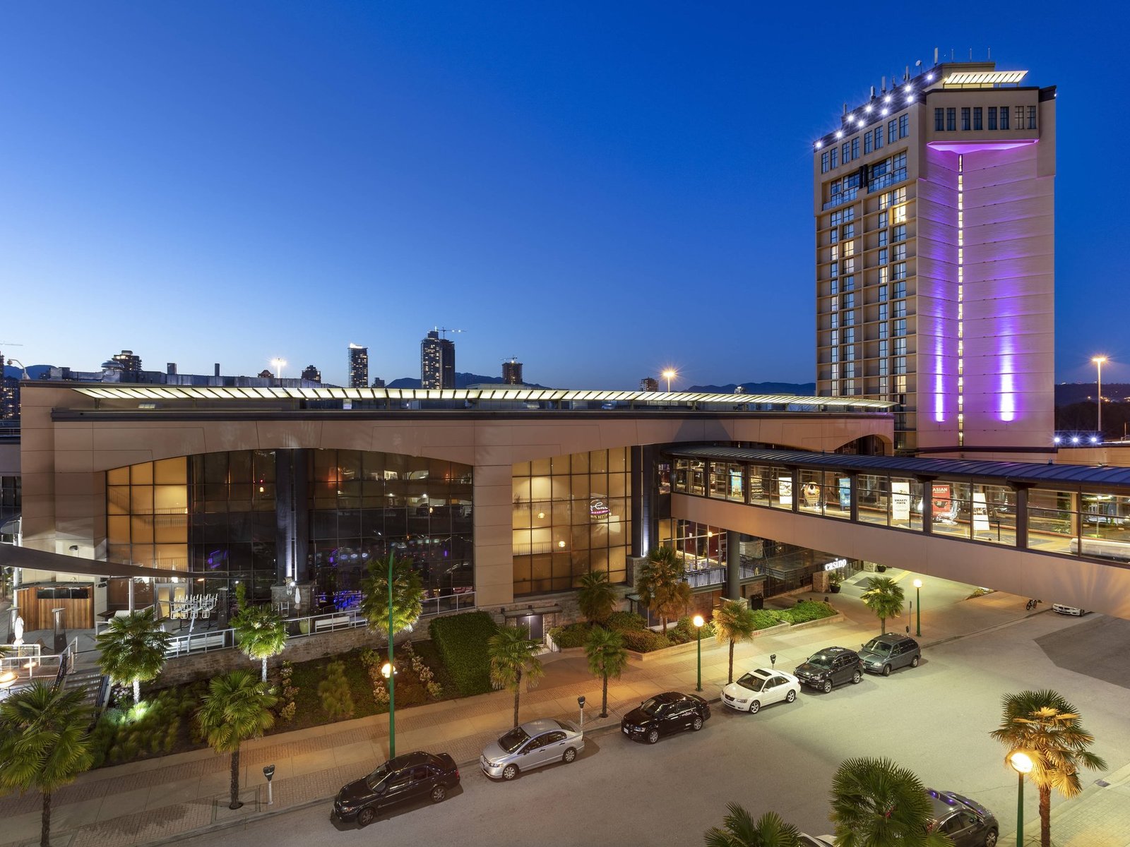 Delta Burnaby Hotel And Conference Centre Urlaub inkl. Flug » ltur