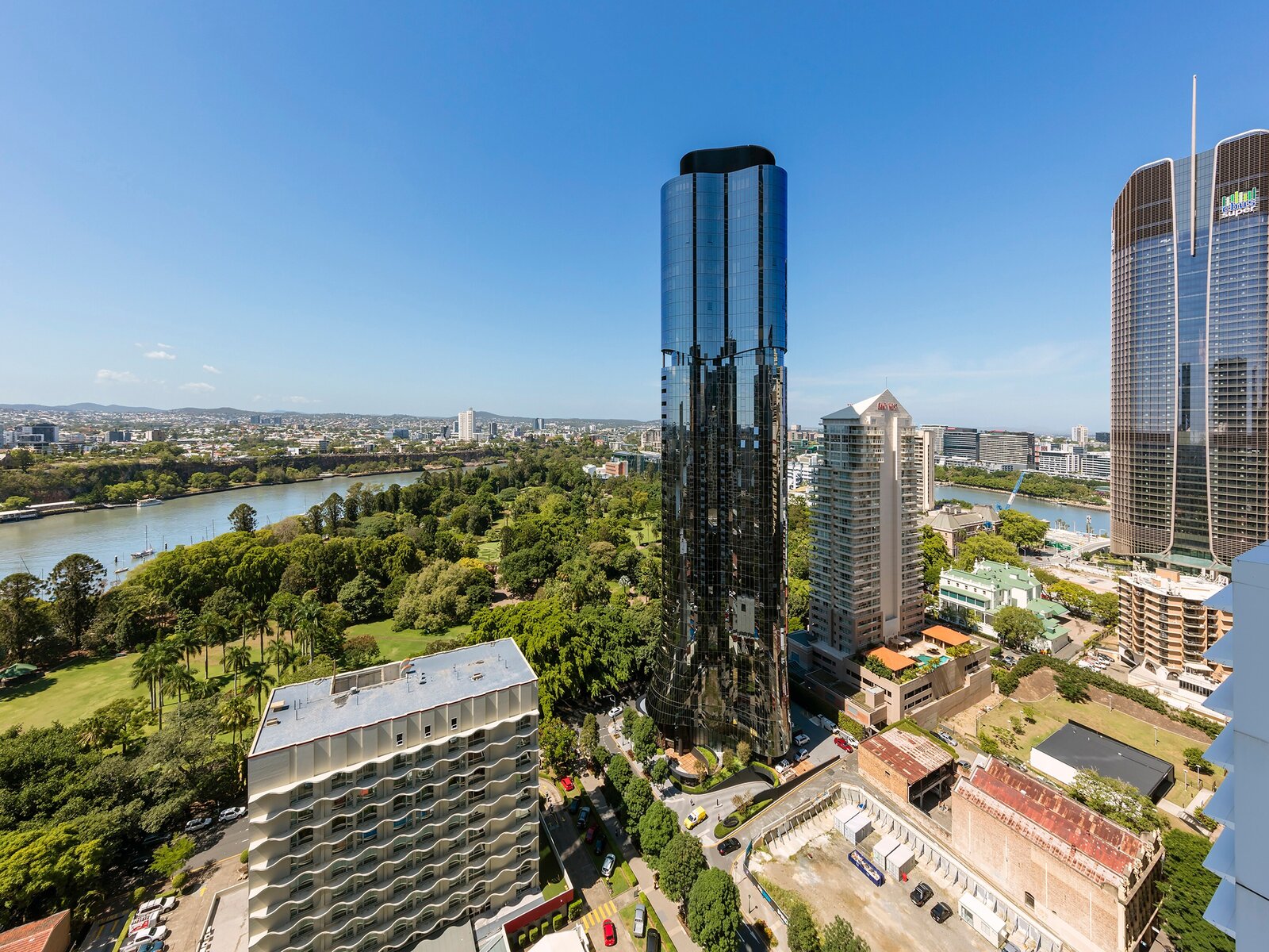 Hotel Oaks Brisbane on Margaret Suites in Brisbane günstig buchen bei ...