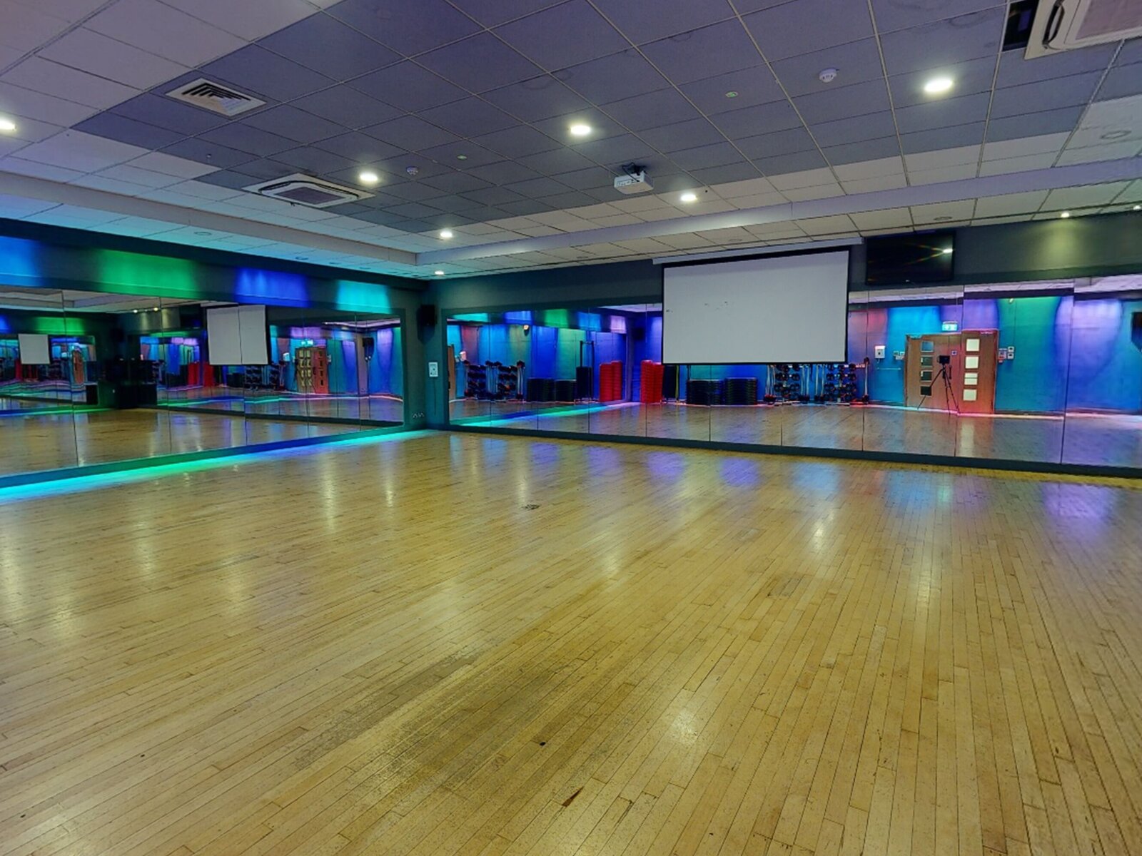 Village Hotel Hyde - Hyde séjour avec vol inclus » ltur