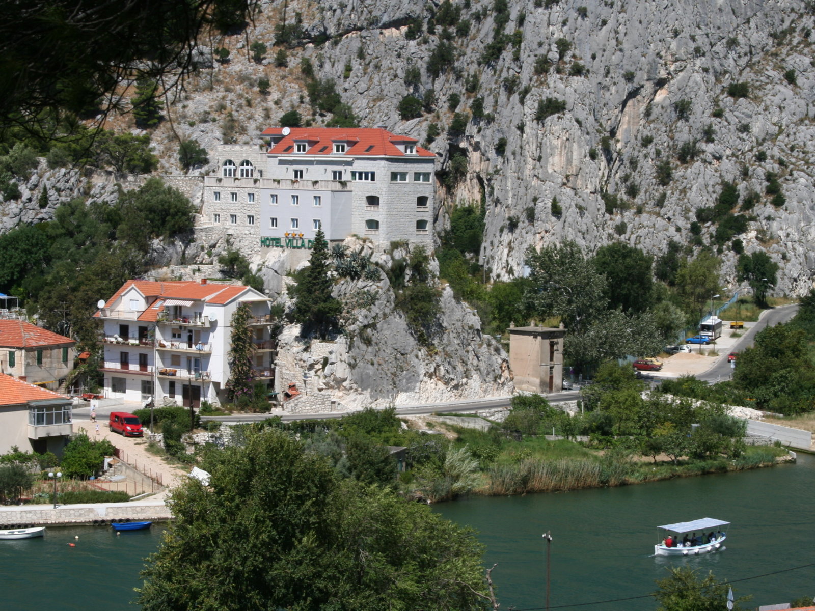 Hotel Hotel Villa Dvor in Omis günstig buchen bei TUI.com