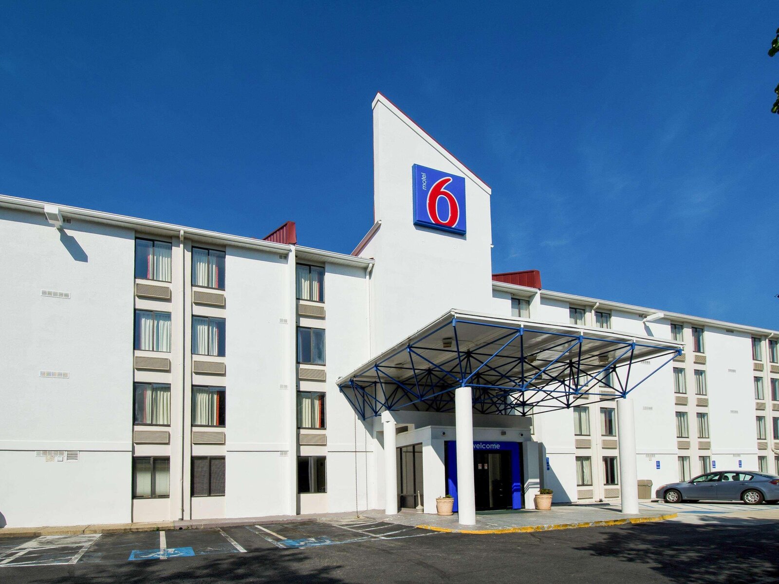 Hotel Motel 6 Springfield, VA - Washington DC Southwest in Springfield ...