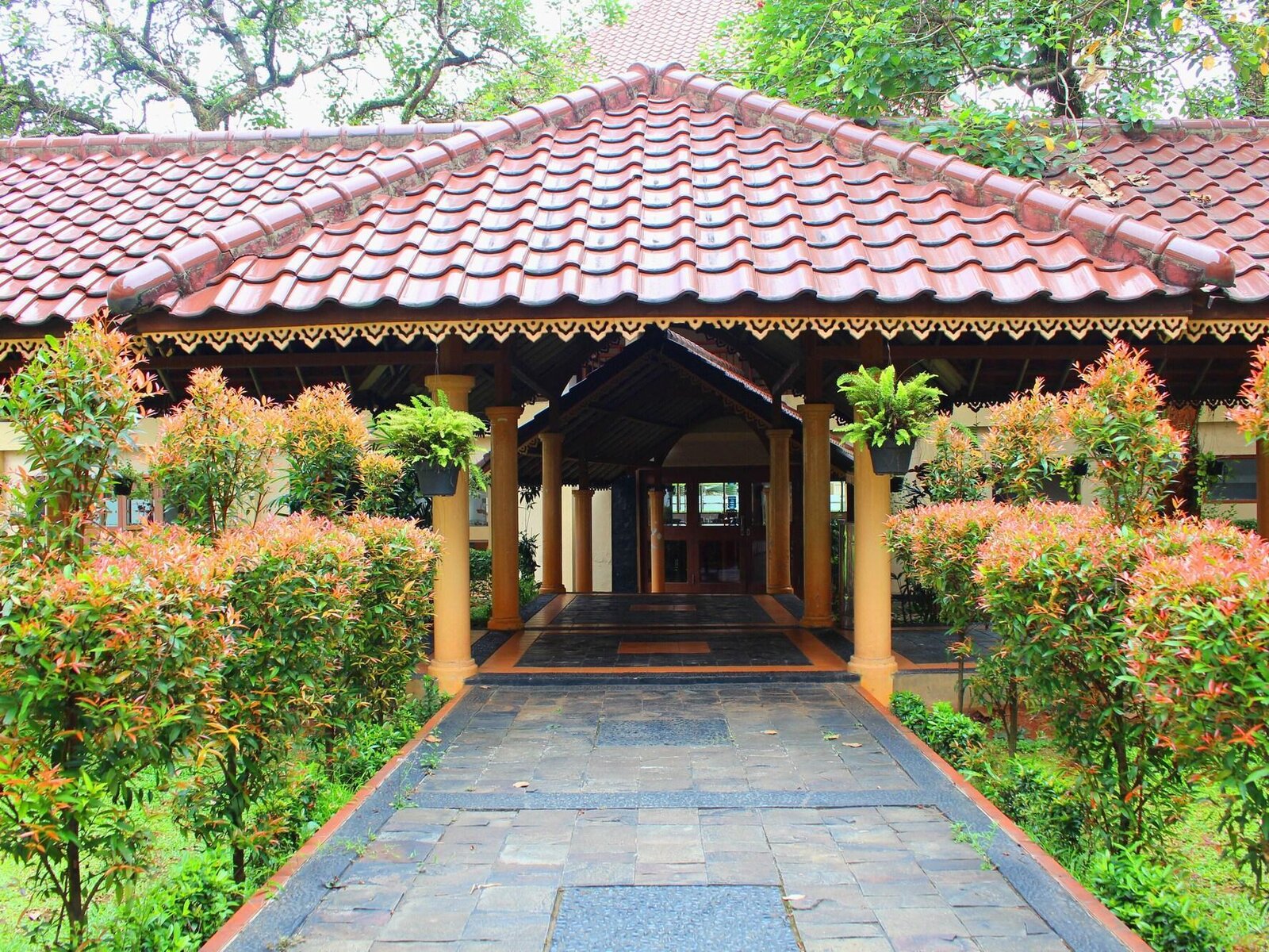 Hotel Wisma Makara Suite Powered By Archipelago in Depok günstig buchen ...