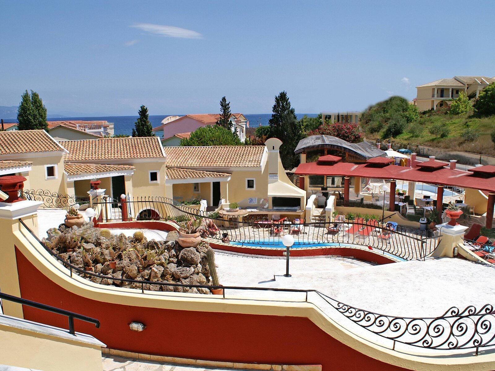 Mediterranean Blue Complex - Asprokavos Urlaub inkl. Flug » ltur