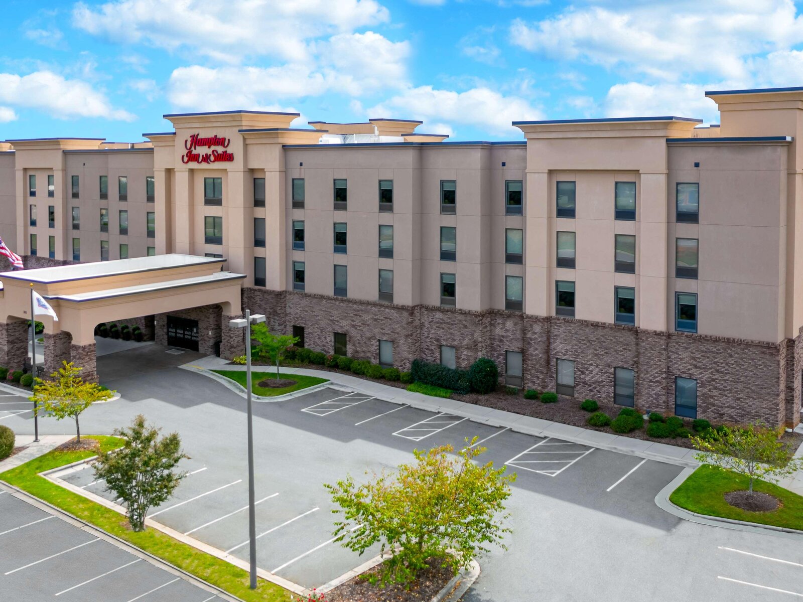 Hotel Hampton Inn & Suites Winston-Salem/University Area, NC in Winston ...