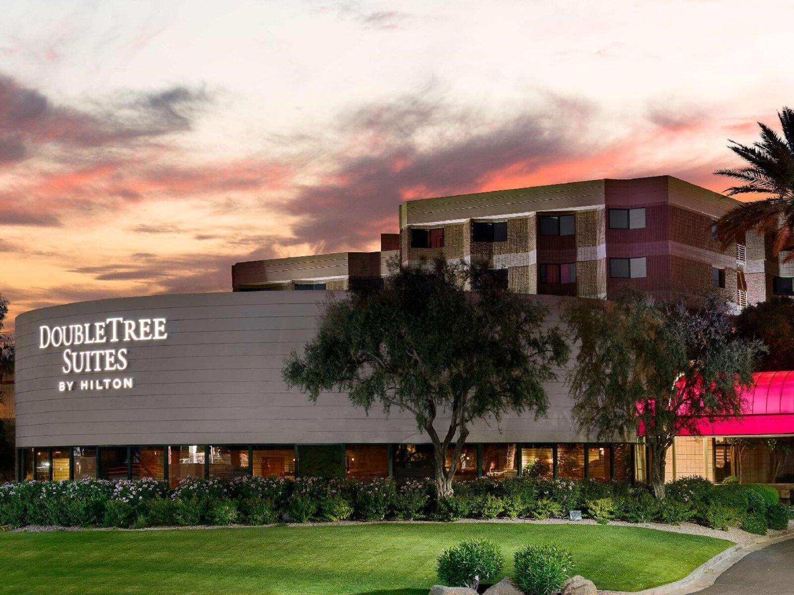 DoubleTree Suites by Hilton Phoenix Urlaub inkl. Flug » ltur