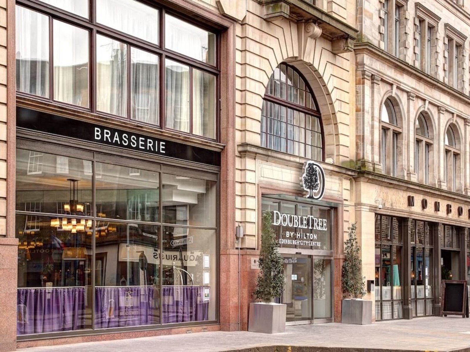 Hotel DoubleTree by Hilton Edinburgh City Centre in Edinburgh günstig ...