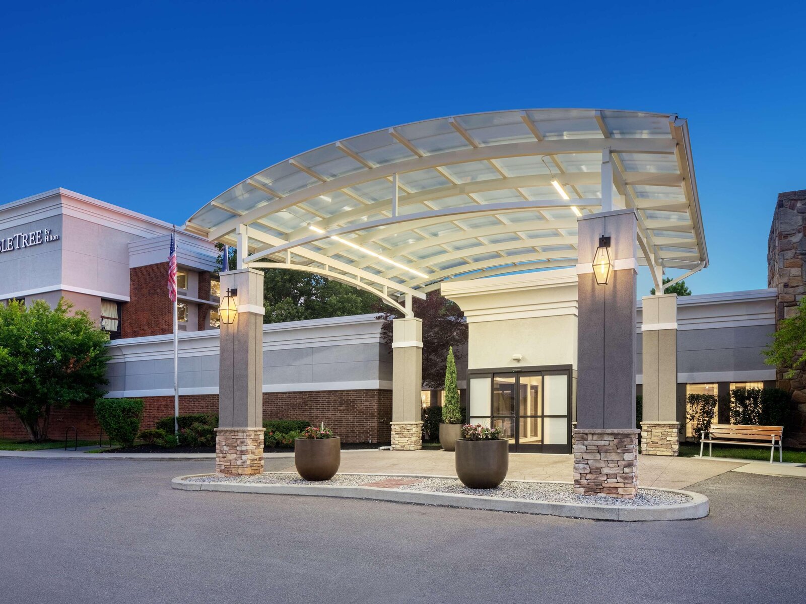 Hotel DoubleTree by Hilton Ann Arbor North in Ann Arbor günstig buchen ...