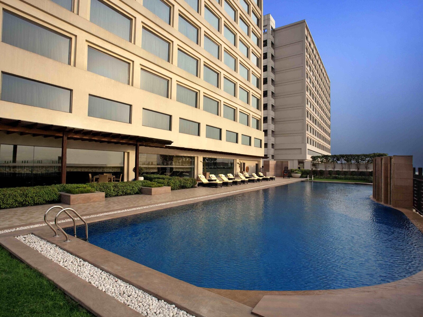 Hotel Holiday Inn New Delhi Mayur Vihar Noida in Delhi günstig buchen ...