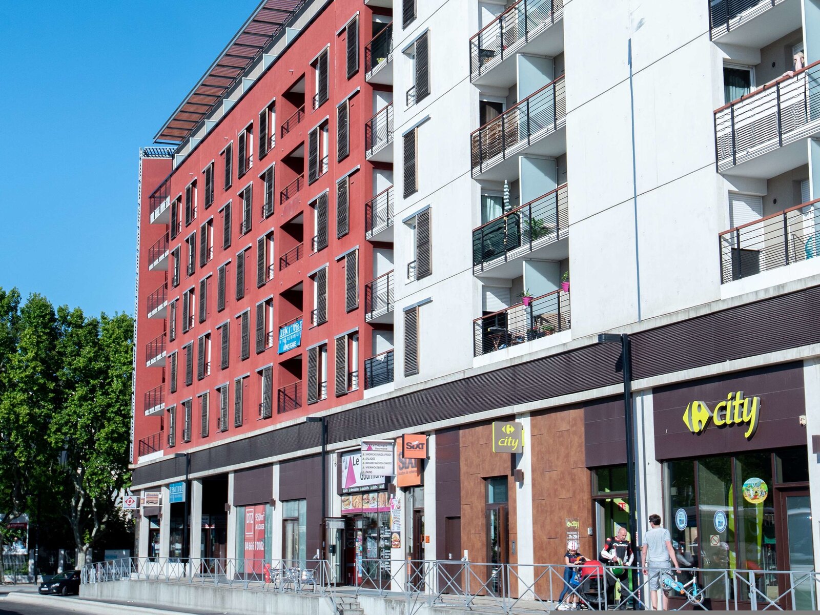 Hotel Zenitude Hotel Residences Nîmes Centre in Nimes günstig buchen ...