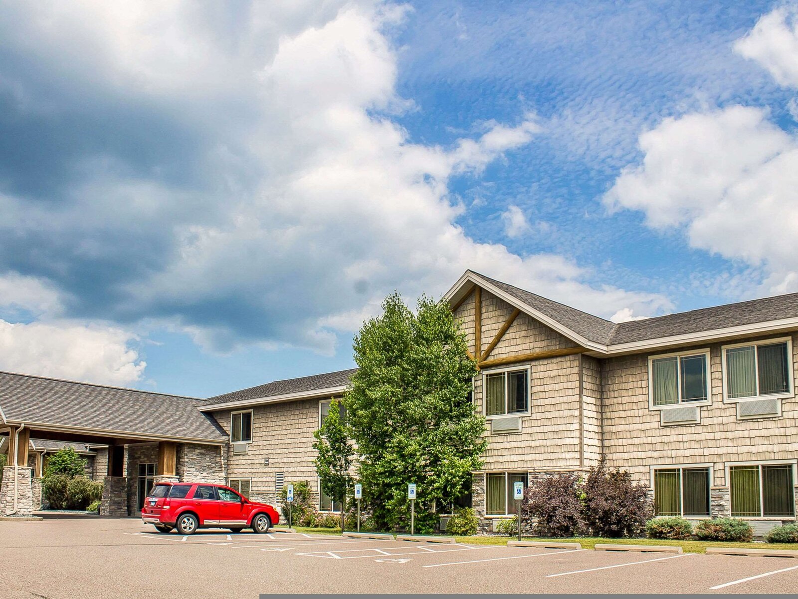 Hotel Rodeway Inn & Suites Tomahawk in Tomahawk günstig buchen bei TUI.com