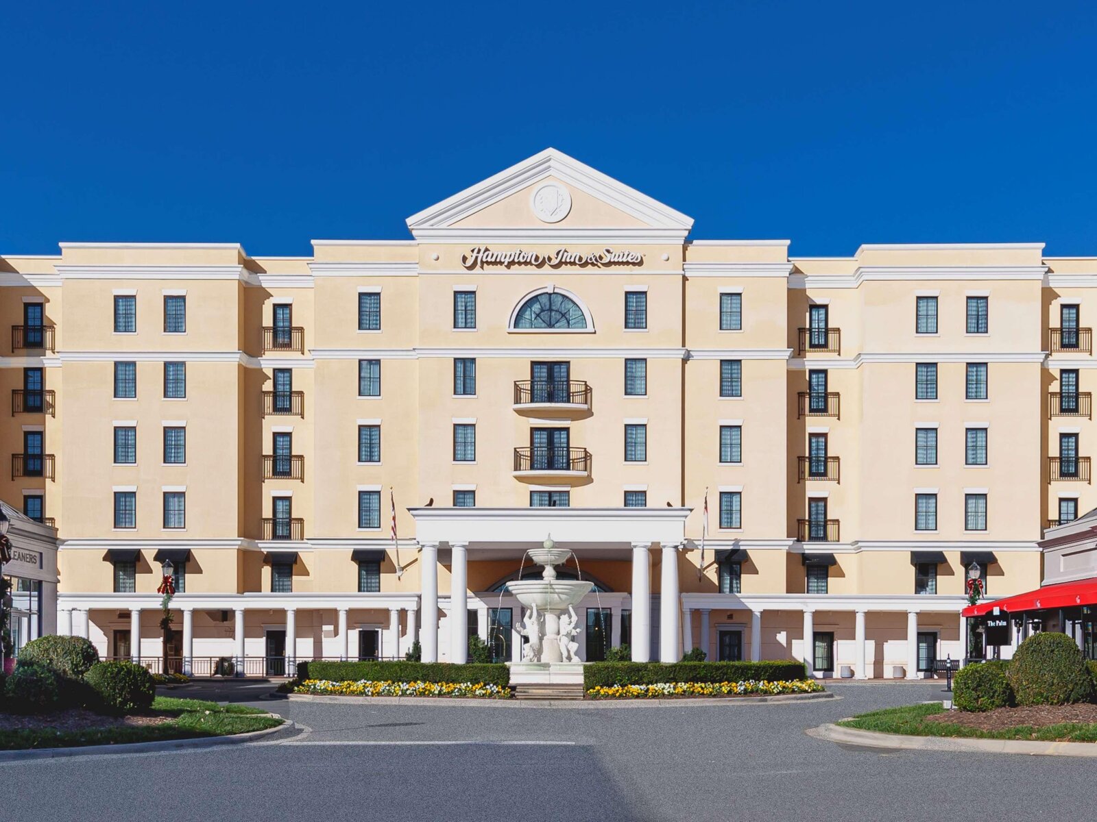 Hotel HAMPTON INN SUITES CHARLOTTE- SOUTHPARK in Charlotte günstig ...