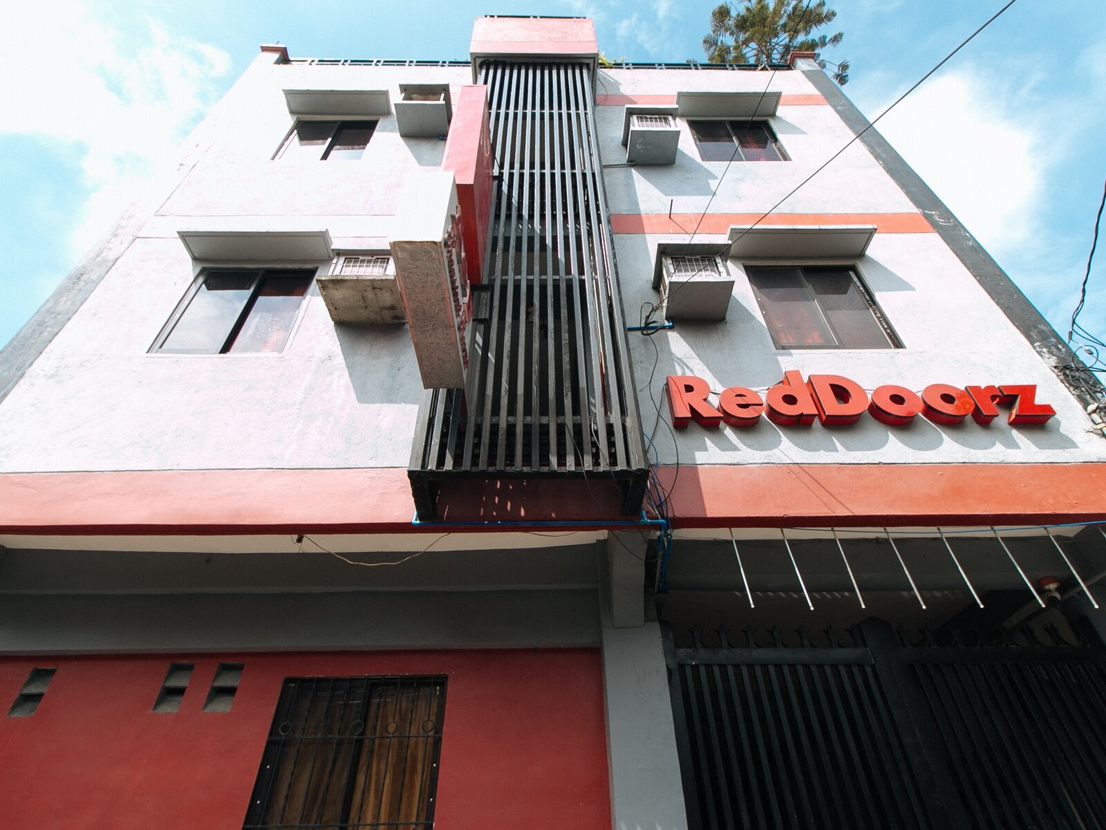 Hotel A&F Transient Rooms by Reddoorz in Taguig günstig buchen bei TUI.com