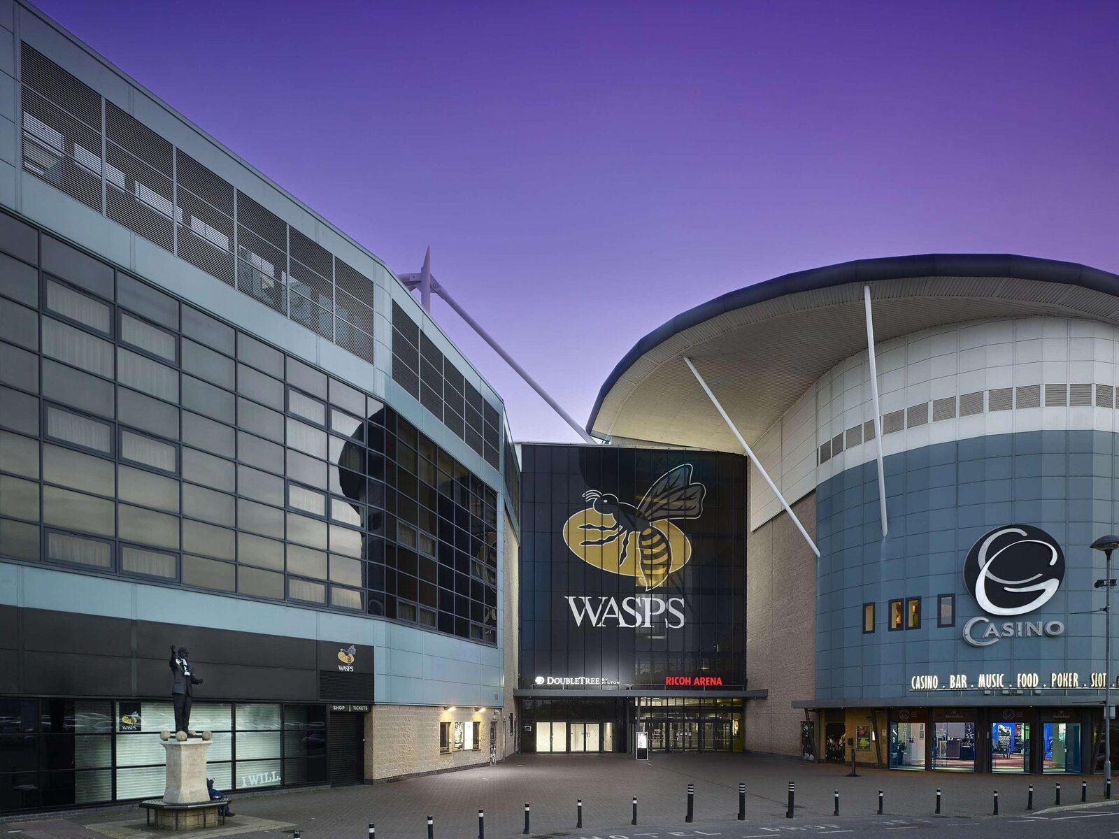 Hotel DoubleTree by Hilton Coventry Building Society Arena in Coventry ...