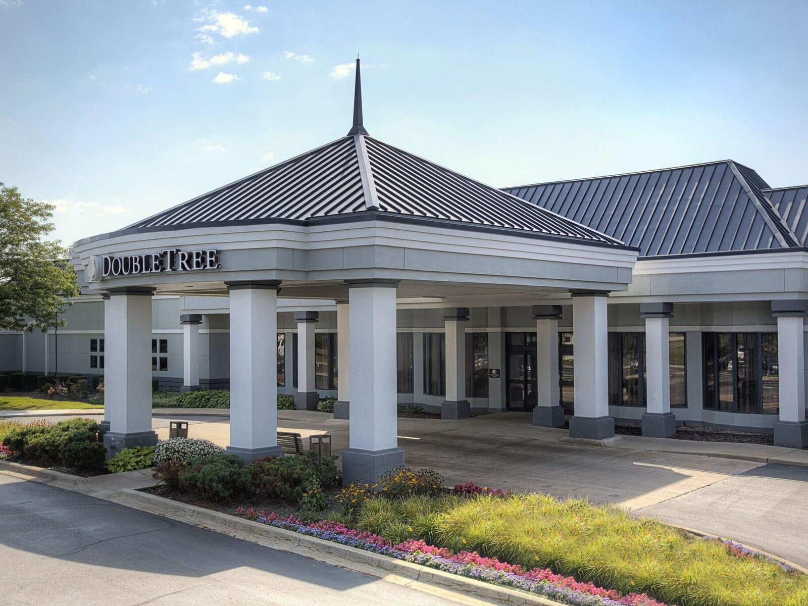 Hotel DoubleTree by Hilton Hotel Detroit - Novi in Detroit günstig ...