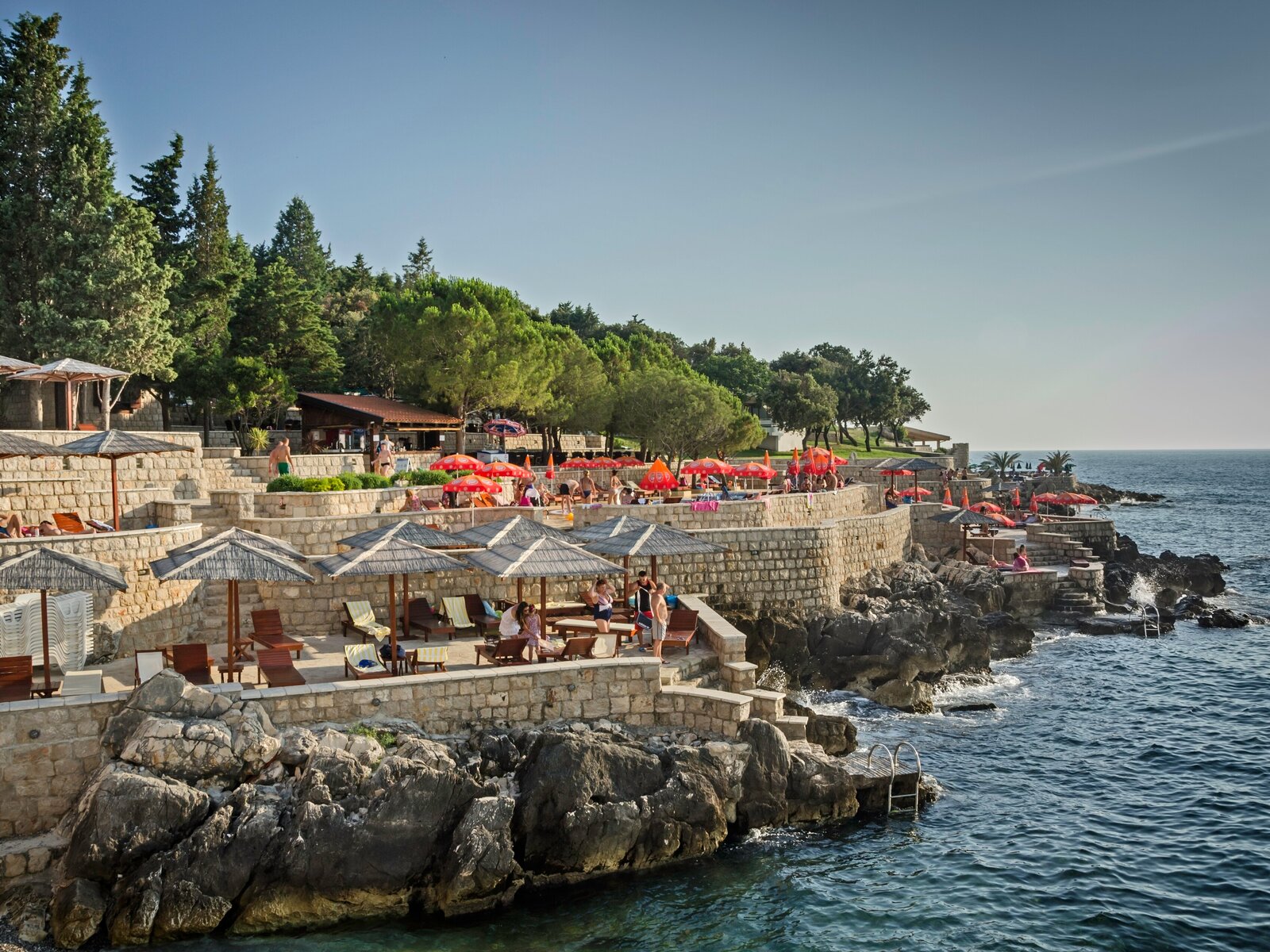 Hotel Radisson Resort Ruza Vjetrova in Bar günstig buchen bei TUI.com