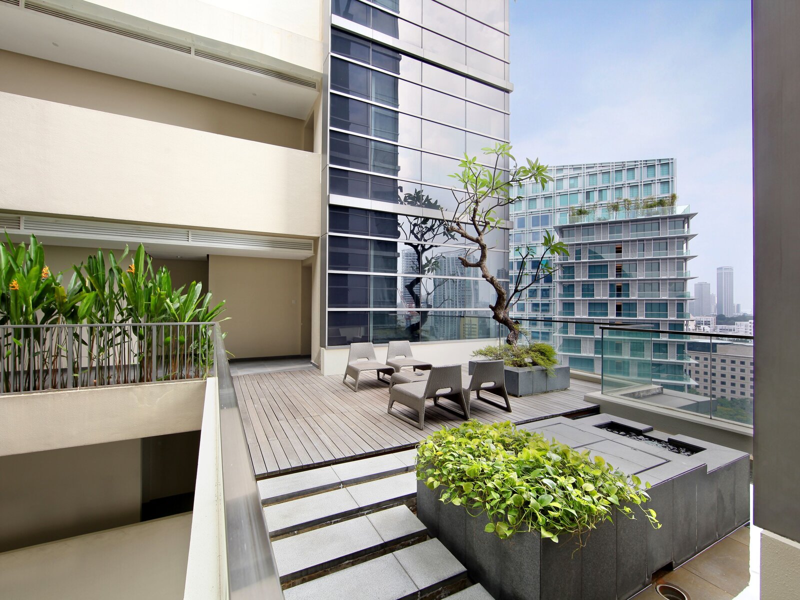 Hotel Pan Pacific Serviced Suites Orchard in Singapur günstig buchen ...