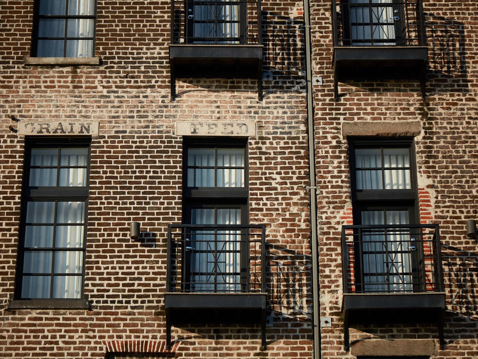 Hotel The Cotton Sail Hotel Savannah, Tapestry Collection by Hilton in ...