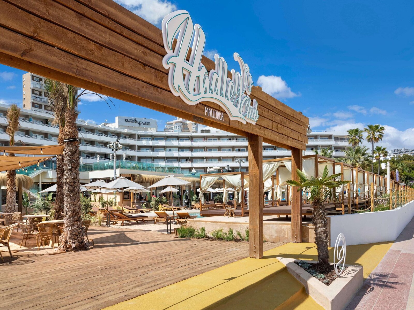 Hotel INNSide by Melia Wave Calvia in Magaluf günstig buchen bei TUI.com