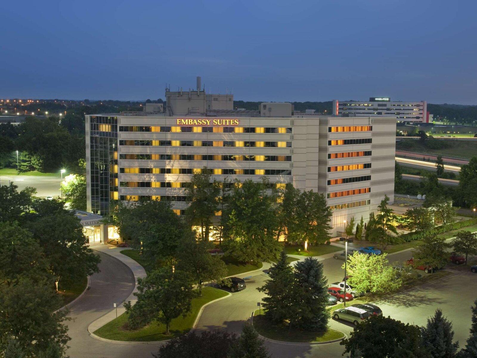 Hotel Embassy Suites by Hilton Detroit Troy Auburn Hills in Detroit ...