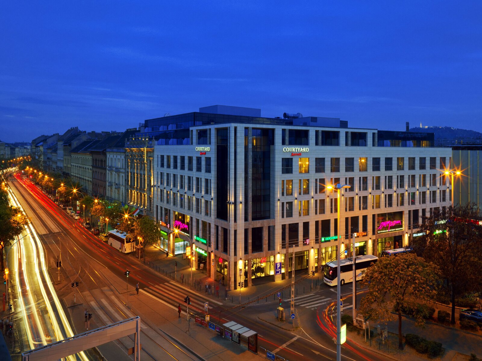 Hotel Courtyard Budapest City Center in Budapest günstig buchen bei TUI.com