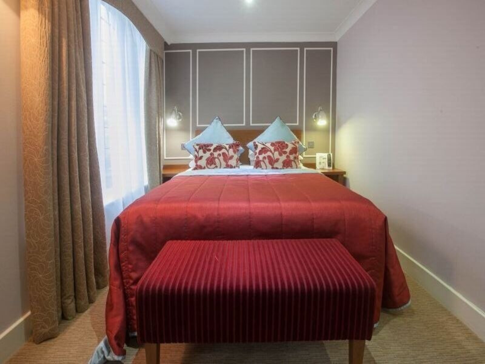 Hotel London Chigwell Prince Regent Hotel, BW Signature Collection in ...