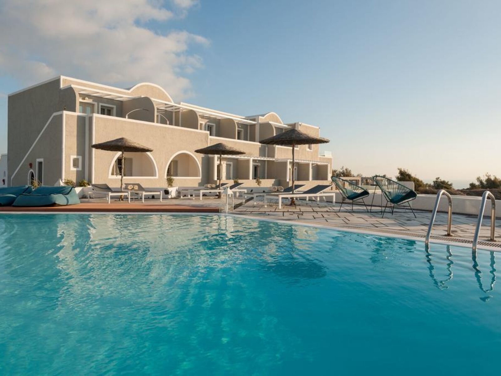 Hotel Calderas Dolphin Suites in Megalochorio günstig buchen bei TUI.com