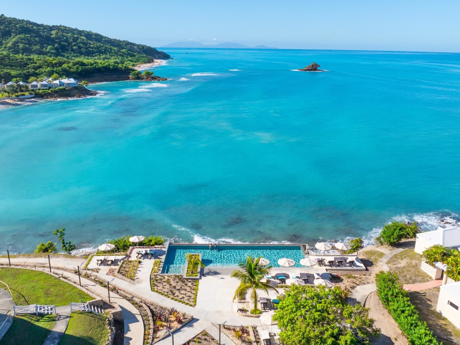 Hawksbill Resort - Cinq îles séjour avec vol inclus » ltur