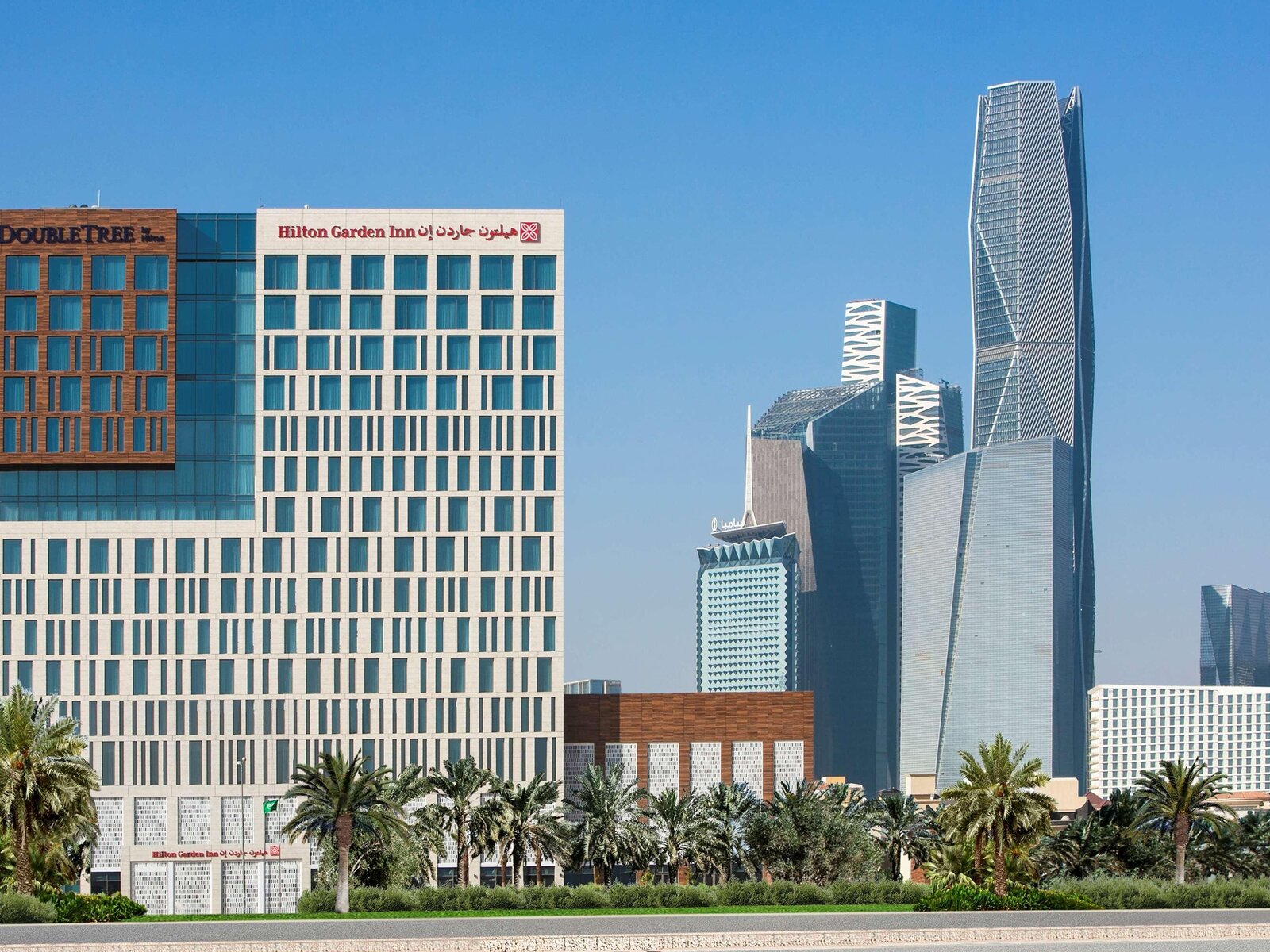 Hotel DoubleTree by Hilton Riyadh Financial District Hotel & Suites in ...