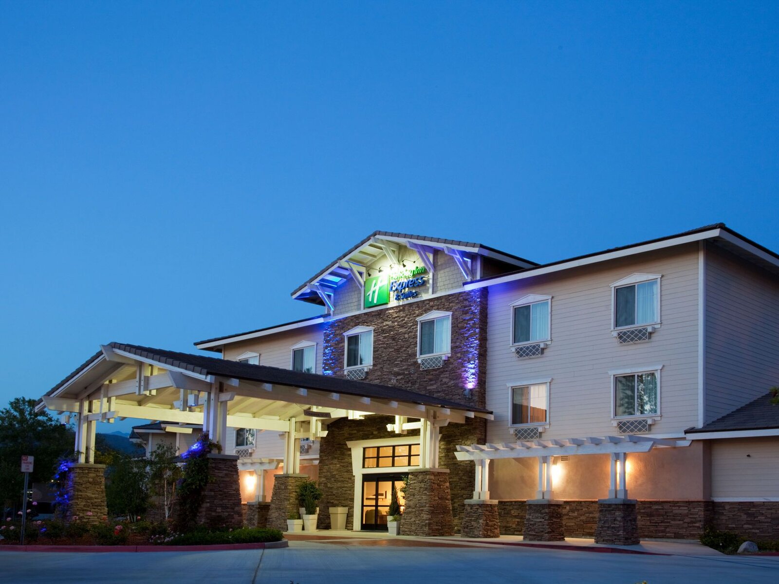 Hotel Holiday Inn Express & Suites San Dimas in San Dimas günstig ...