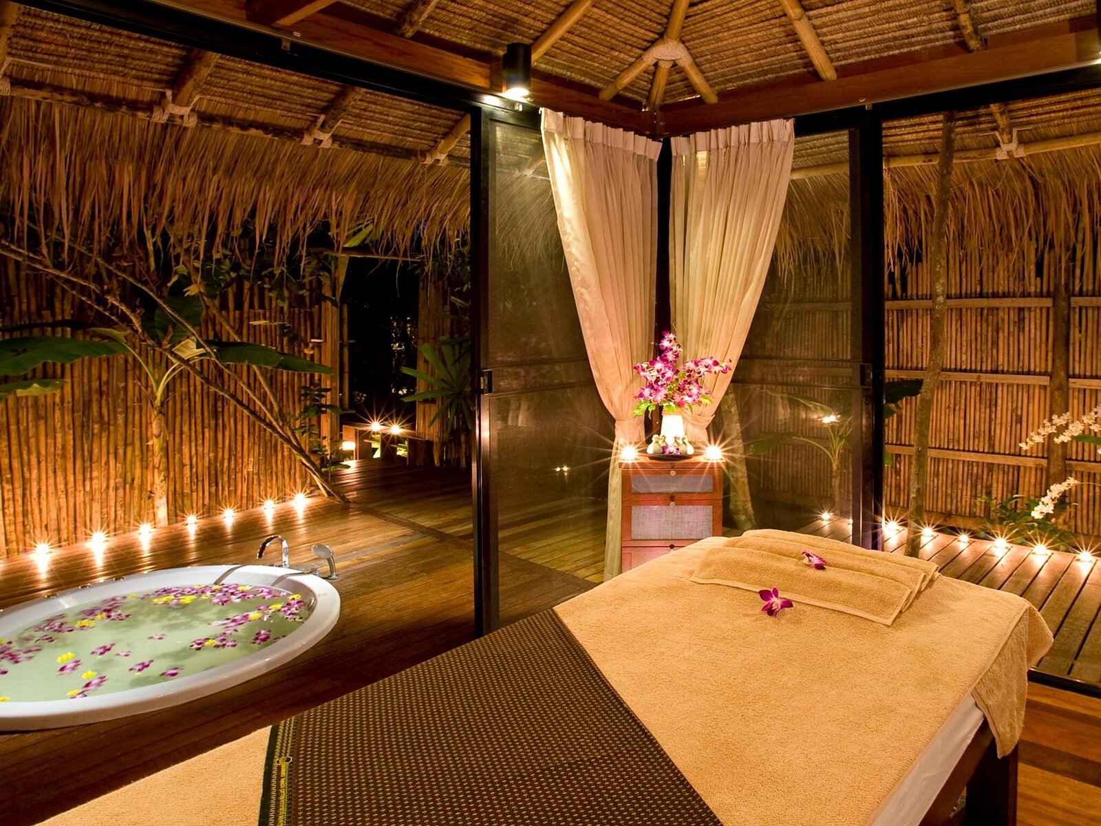 Hotel Centara Chaan Talay Resort & Villas, Trat in Trat günstig buchen ...