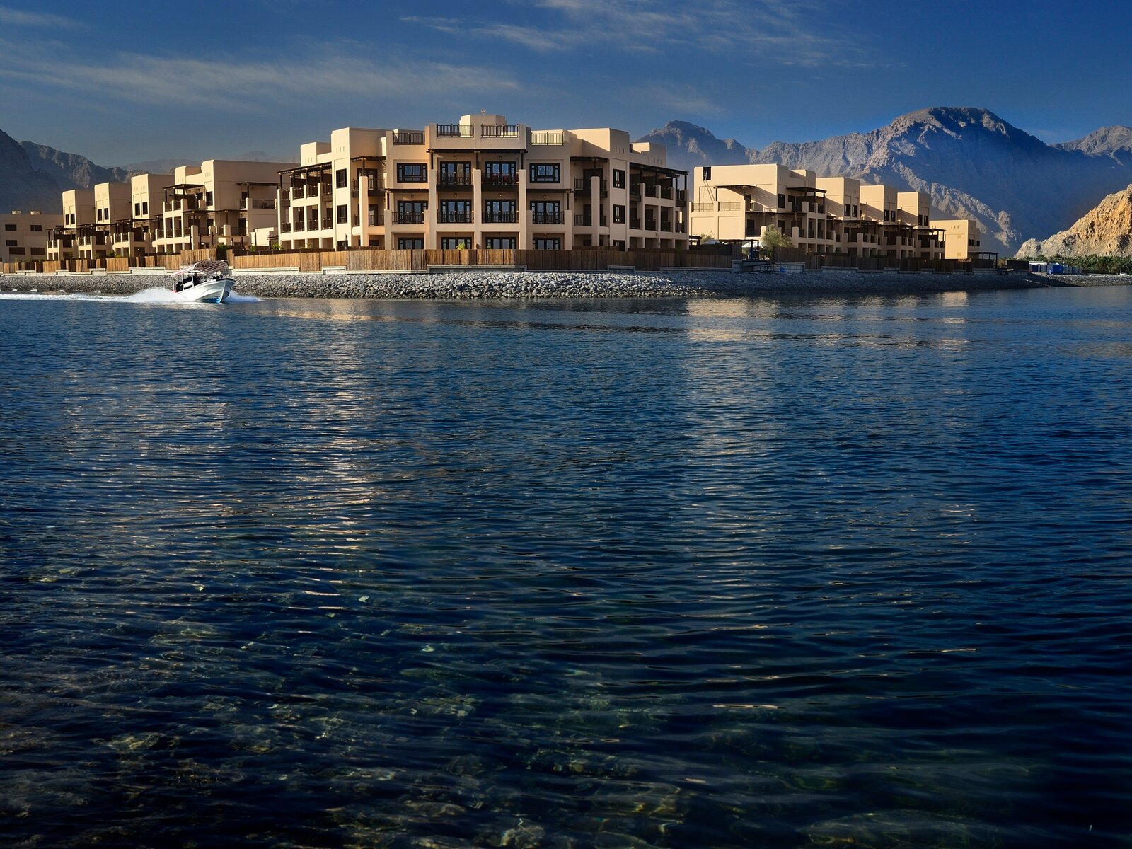 Hotel Atana Musandam Resort in Khasab günstig buchen bei TUI.com