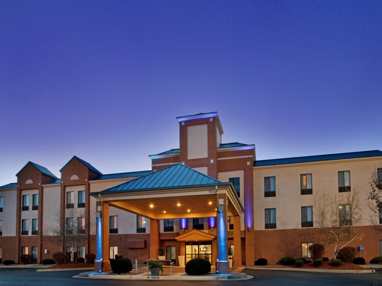 Hotel Spark by Hilton Lansing in Leavenworth günstig buchen bei TUI.com